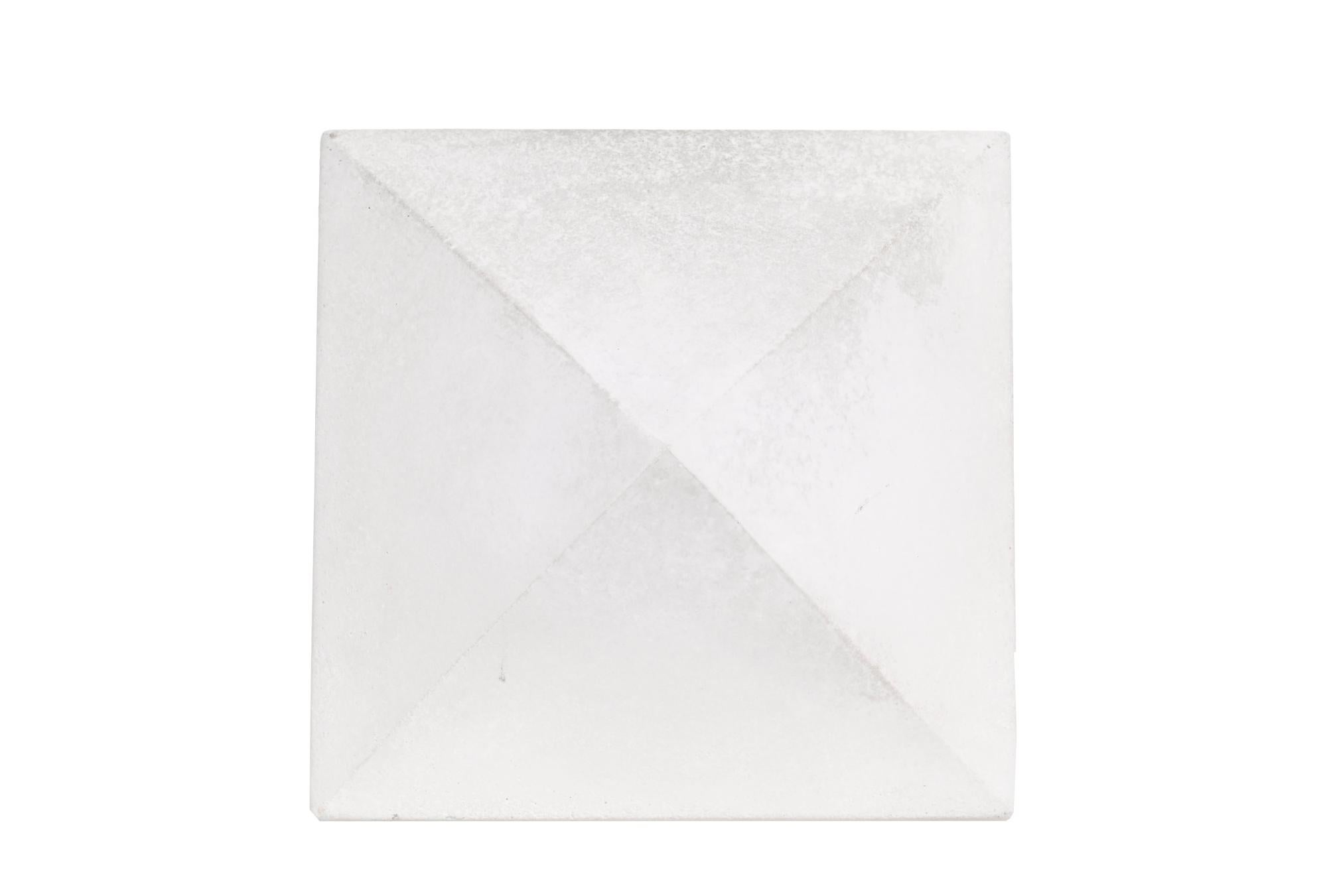 Base de pilar de hormigón Pirámide 22x22 cm | Leroy Merlin