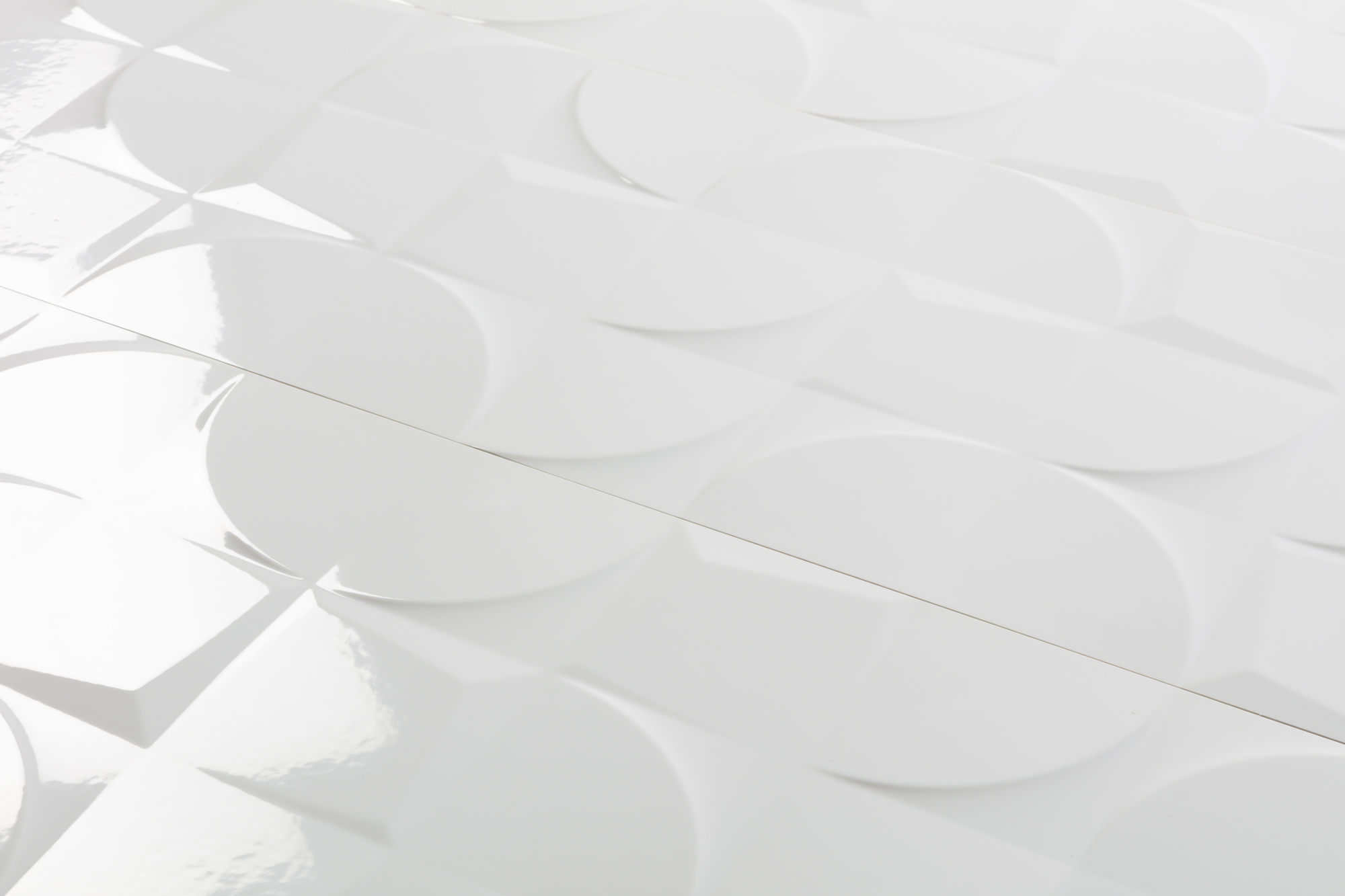 Azulejo cerámico Bianchi efecto relieve blanco 30x90 cm | Leroy Merlin