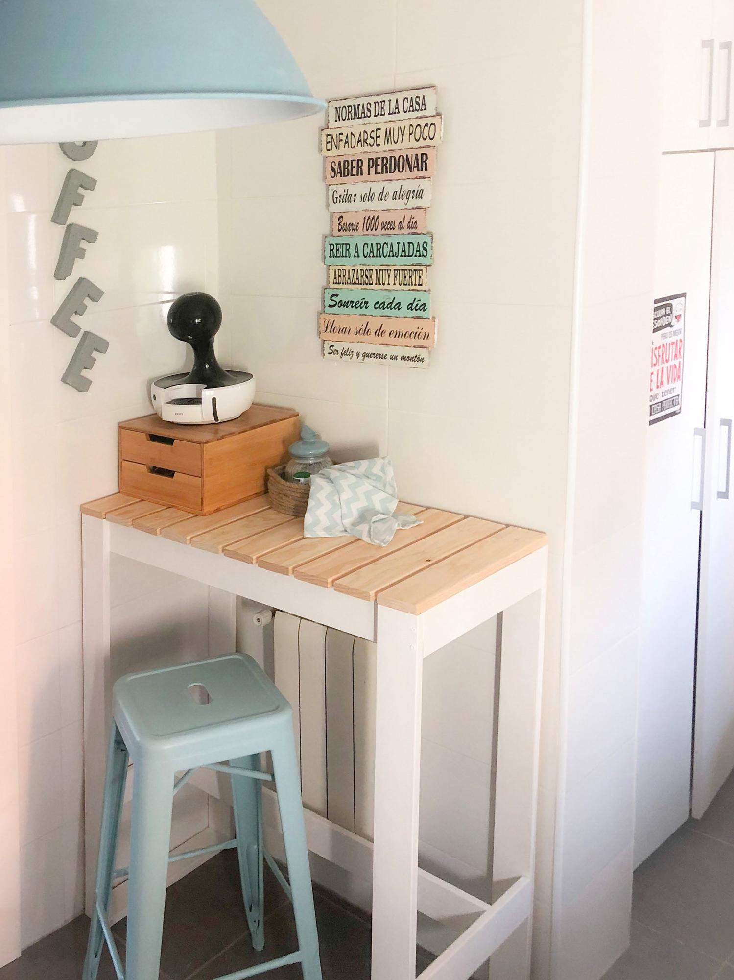 Mesa rectangular alta de madera de pino 105x104.5x56.5cm | Leroy Merlin