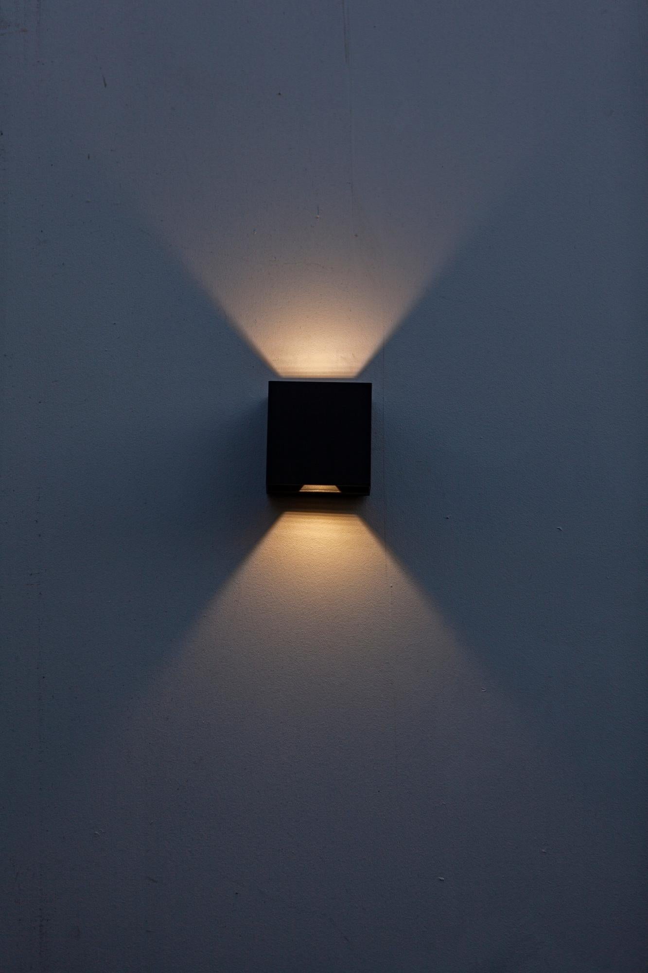 Aplique exterior LED Gemini negro 12W 3000K | Leroy Merlin