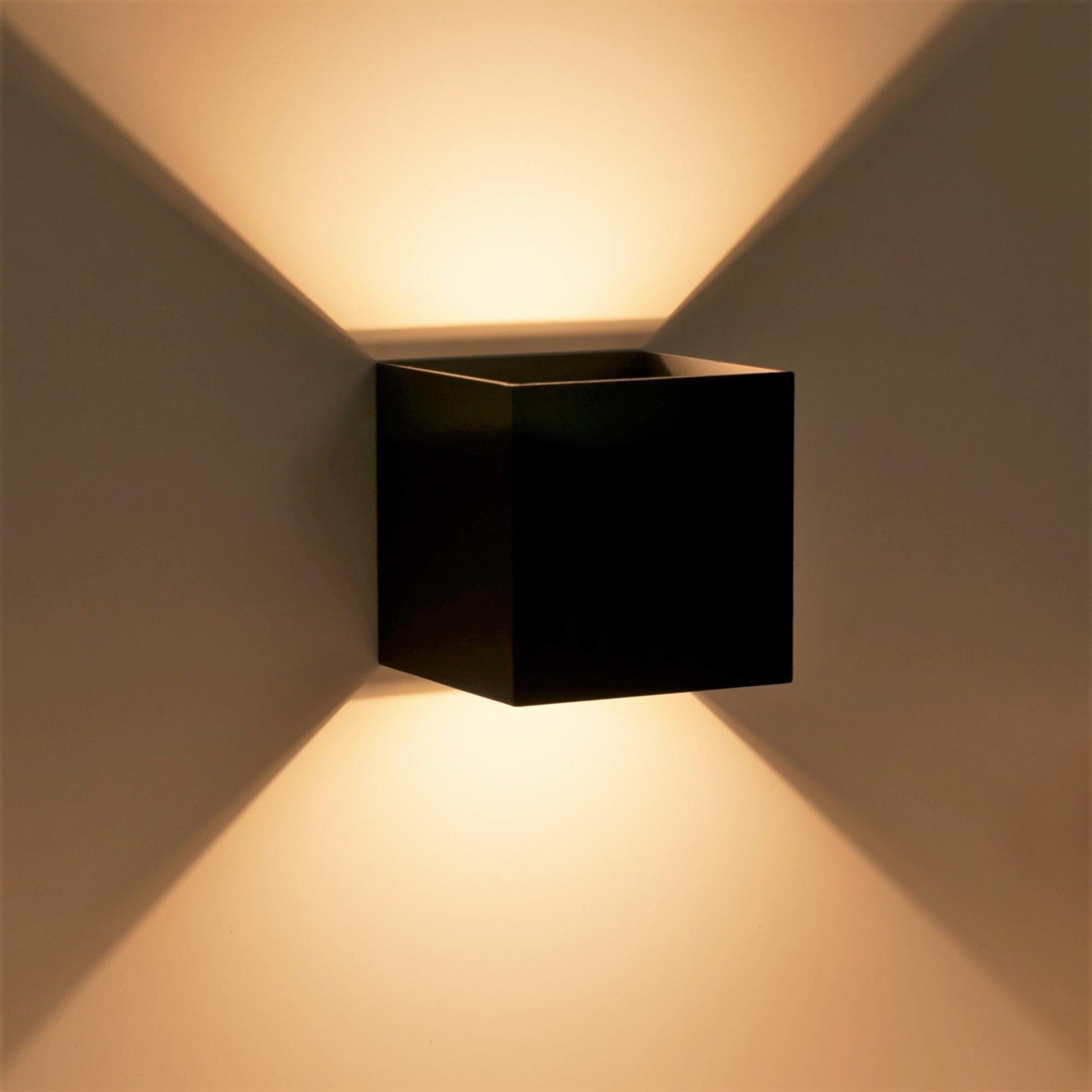 Aplique exterior Axis Square Led 7,1W negro | Leroy Merlin