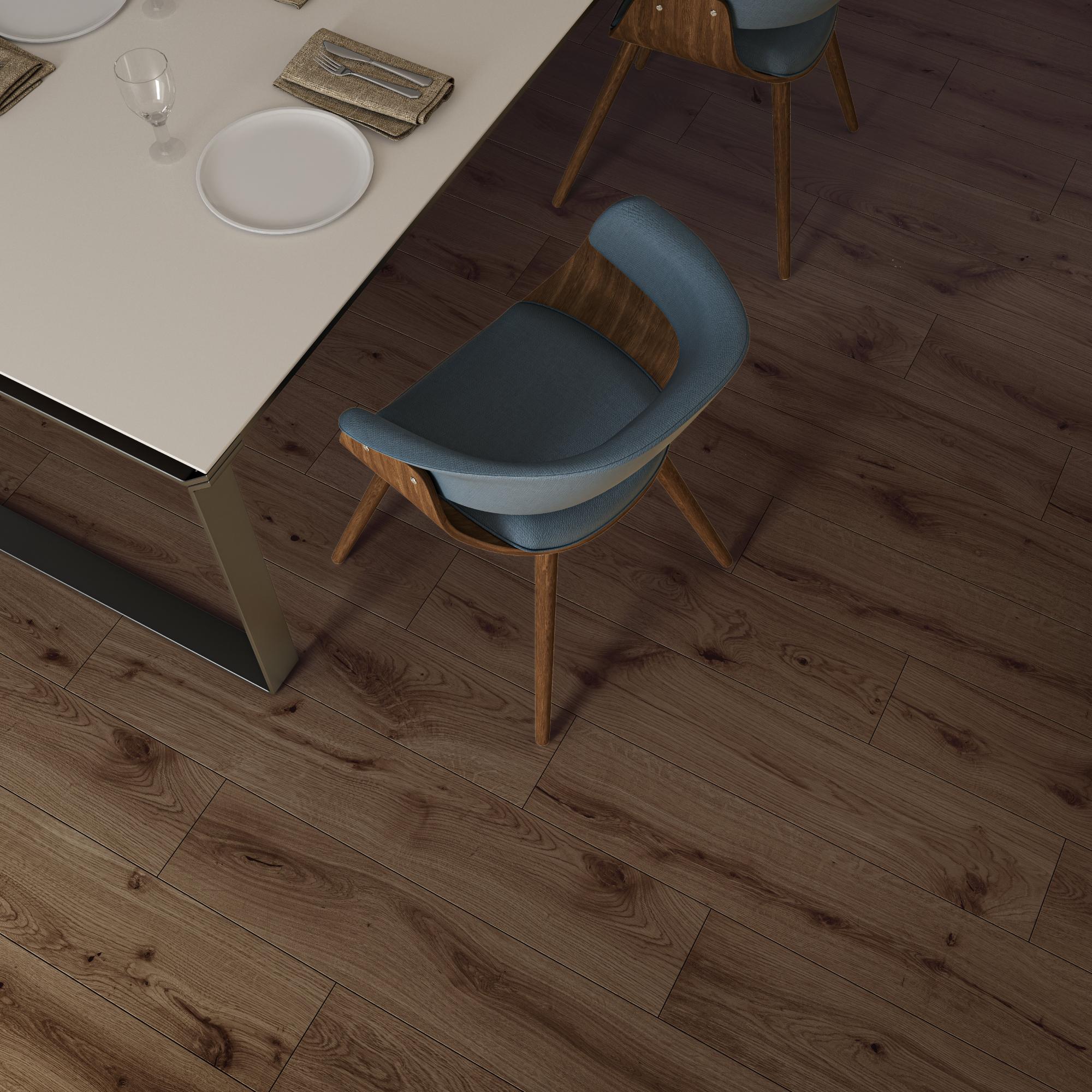 Suelo porcelánico efecto madera noce Dynamic 20x120 cm | Leroy Merlin