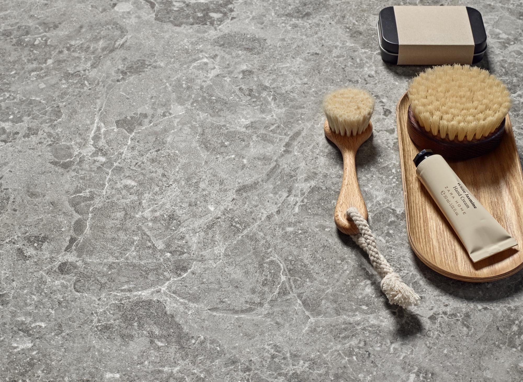 Suelo porcelánico efecto piedra gris Ceppotech 60.5x60 cm C2 ROCA TILES ...