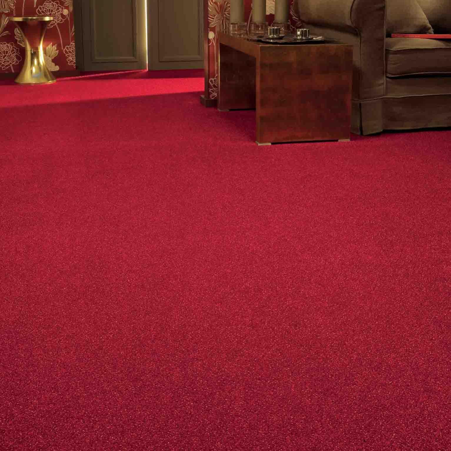 Moquette shaggy uni rouge, Scenario560 opera, rouleau l.4 m | Leroy Merlin