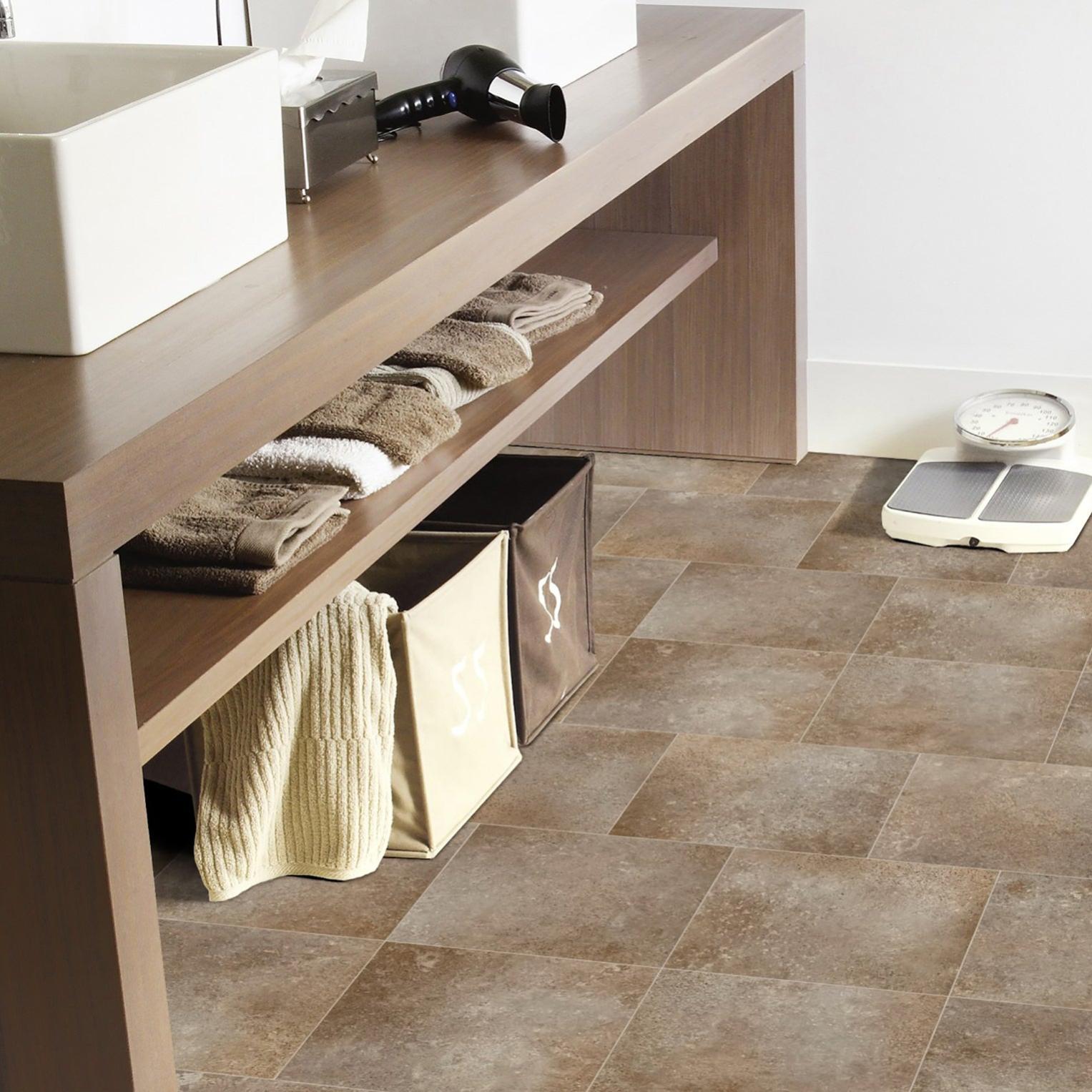 Sol PVC effet carrelage cosmo corten Iconik life TARKETT rouleau l.4 m ...