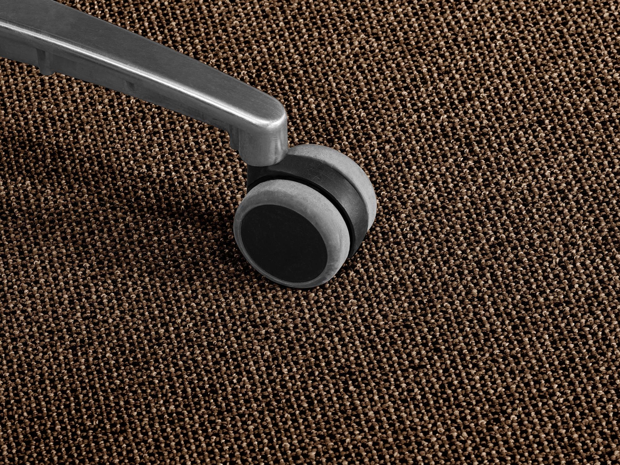Moquette bouclée structurée marron walnut, Séoul, rouleau l.4 m | Leroy ...