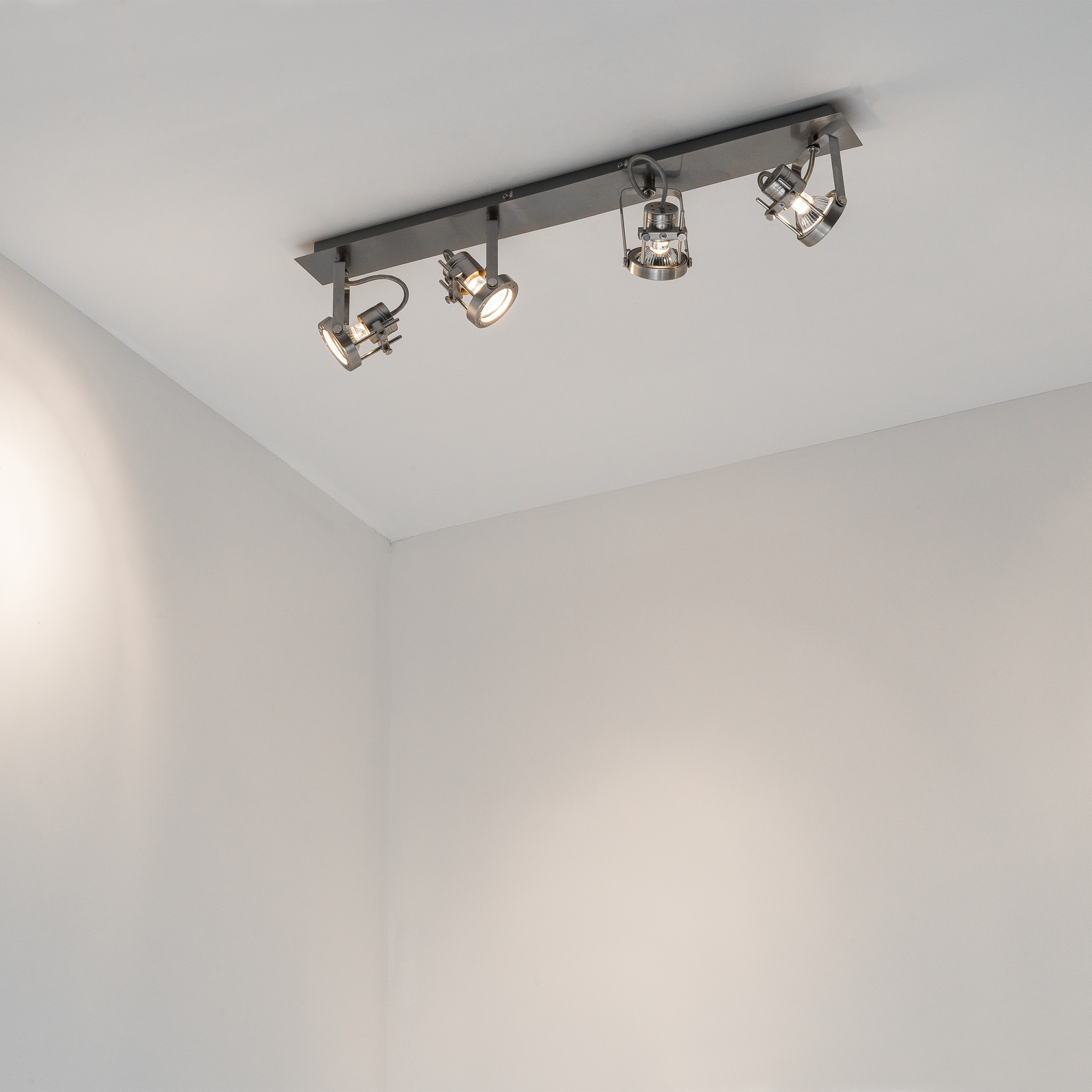 Barra di faretti 4 luci Technic cromo in inox GU10 42W INSPIRE | Leroy ...