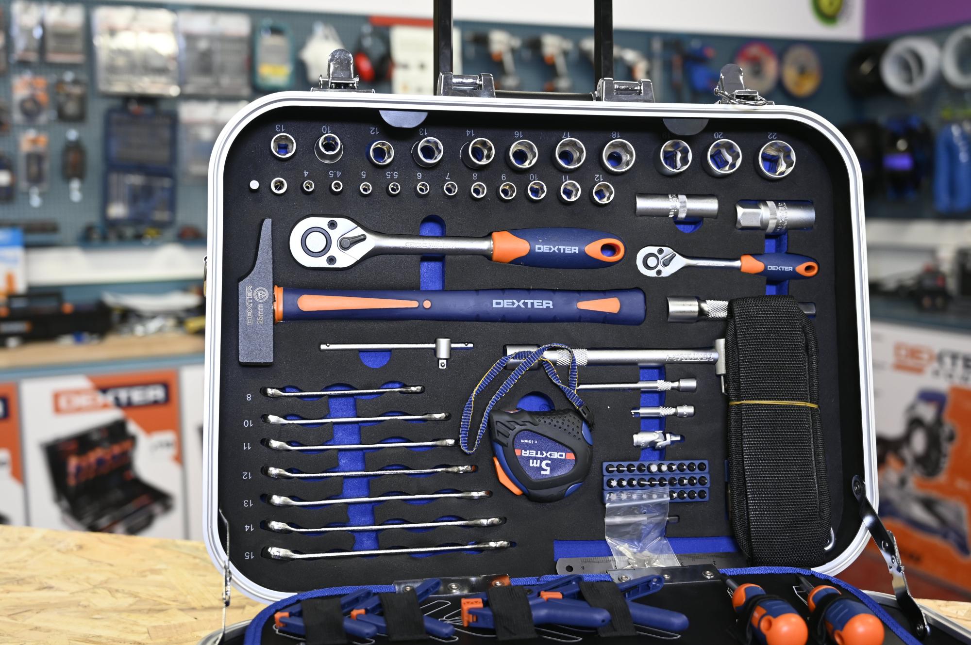 Set utensili DEXTER , 141 pezzi | Leroy Merlin