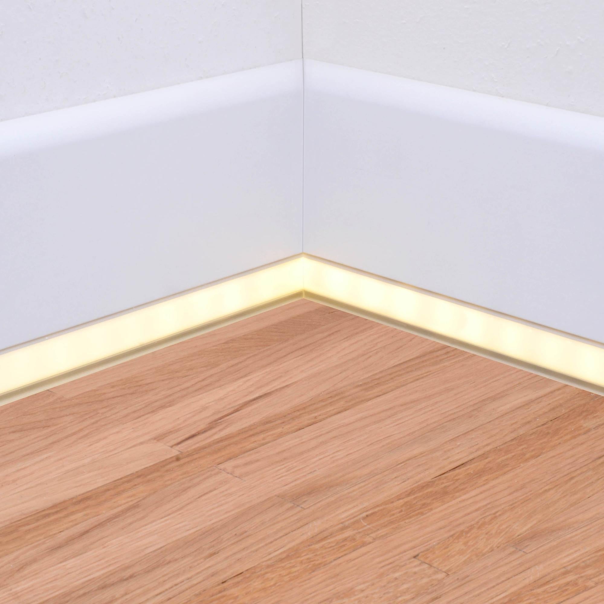 Battiscopa clik-fix 23 LED in polistirene opaco bianco spessore 16.5 x ...