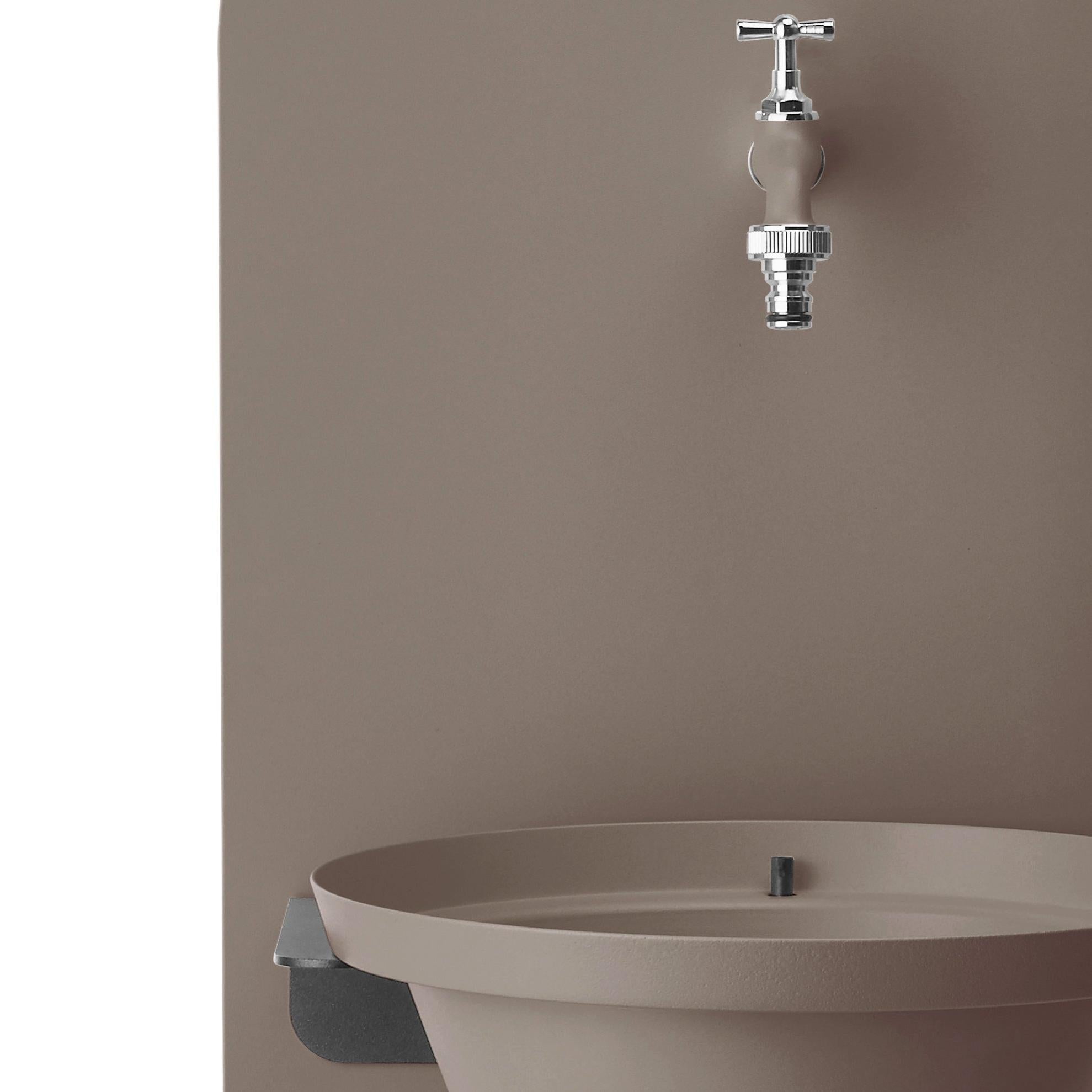 Fontana a colonna AQUAPOINT GROUND FOUNTAIN in ferro H 116 cm, 40 x 40 ...