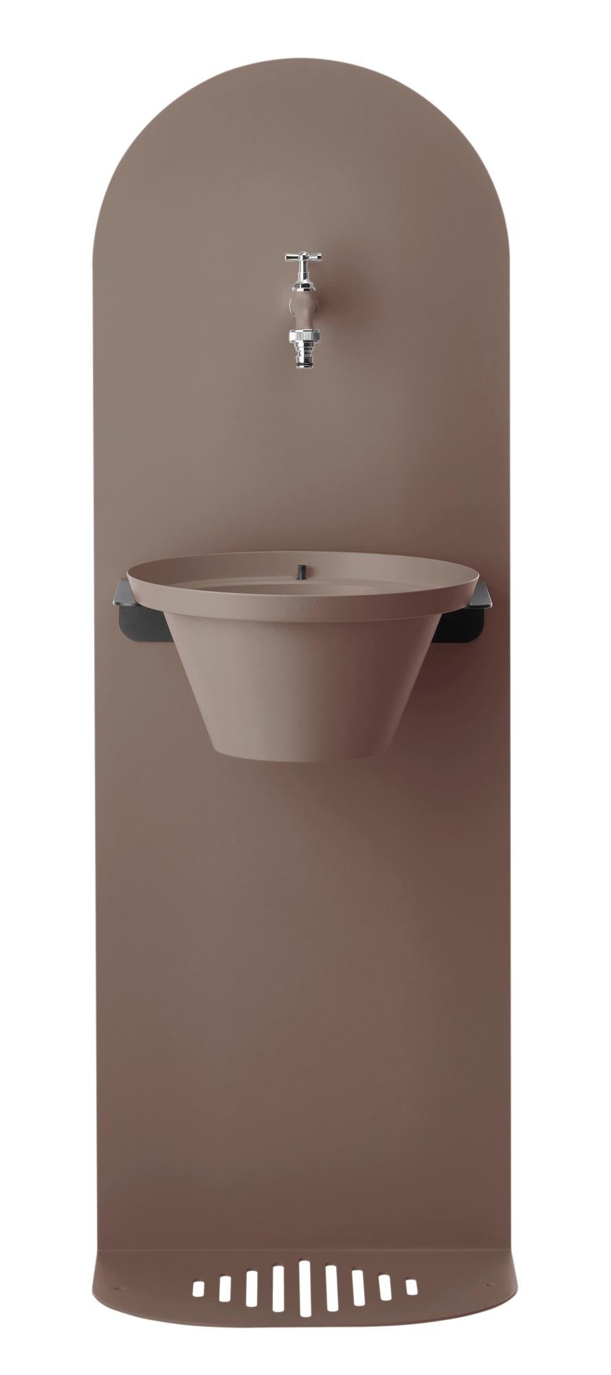 Fontana a colonna AQUAPOINT GROUND FOUNTAIN in ferro H 116 cm, 40 x 40 ...