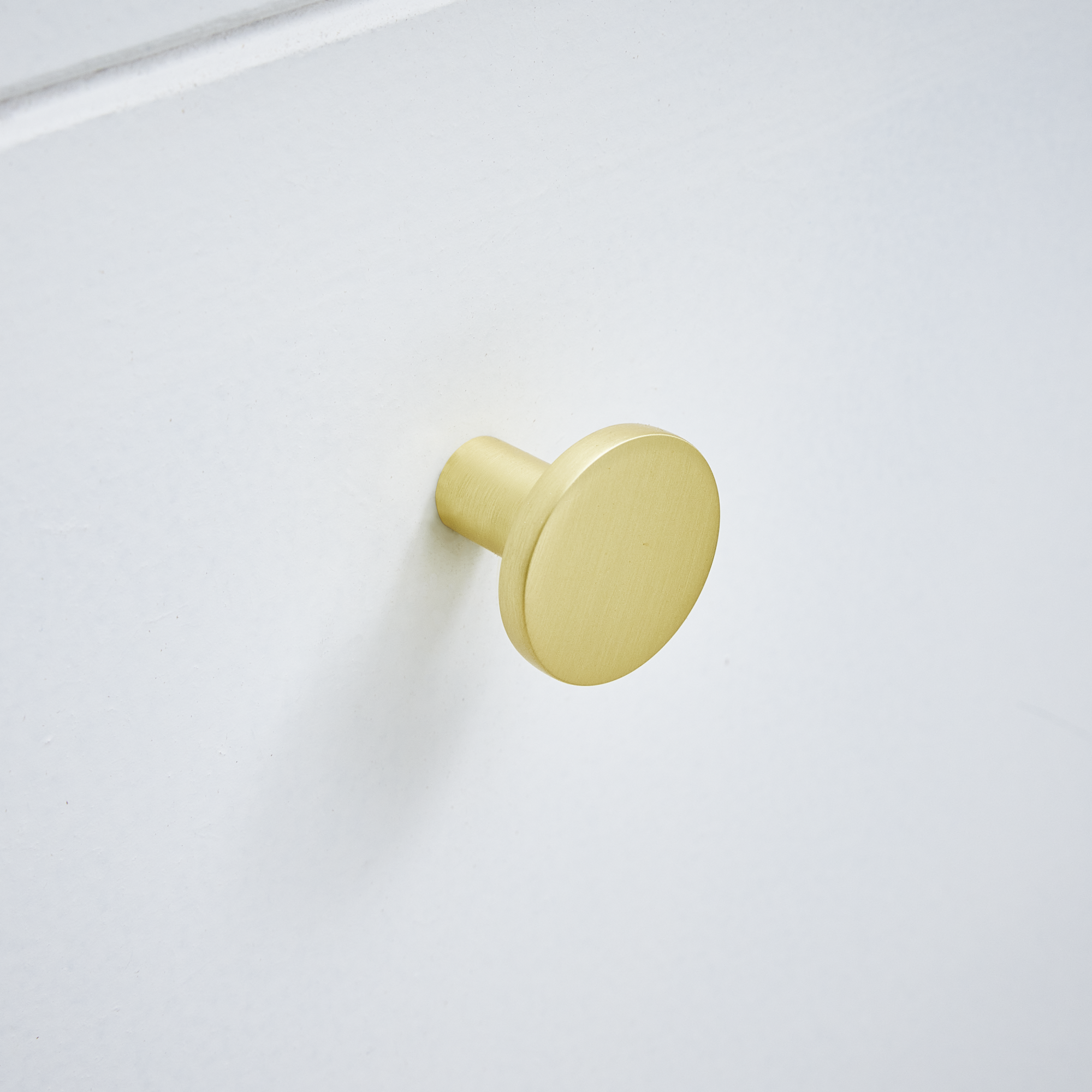 Pomolo per mobili benny in alluminio ottone spazzolato Ø 25 mm | Leroy ...