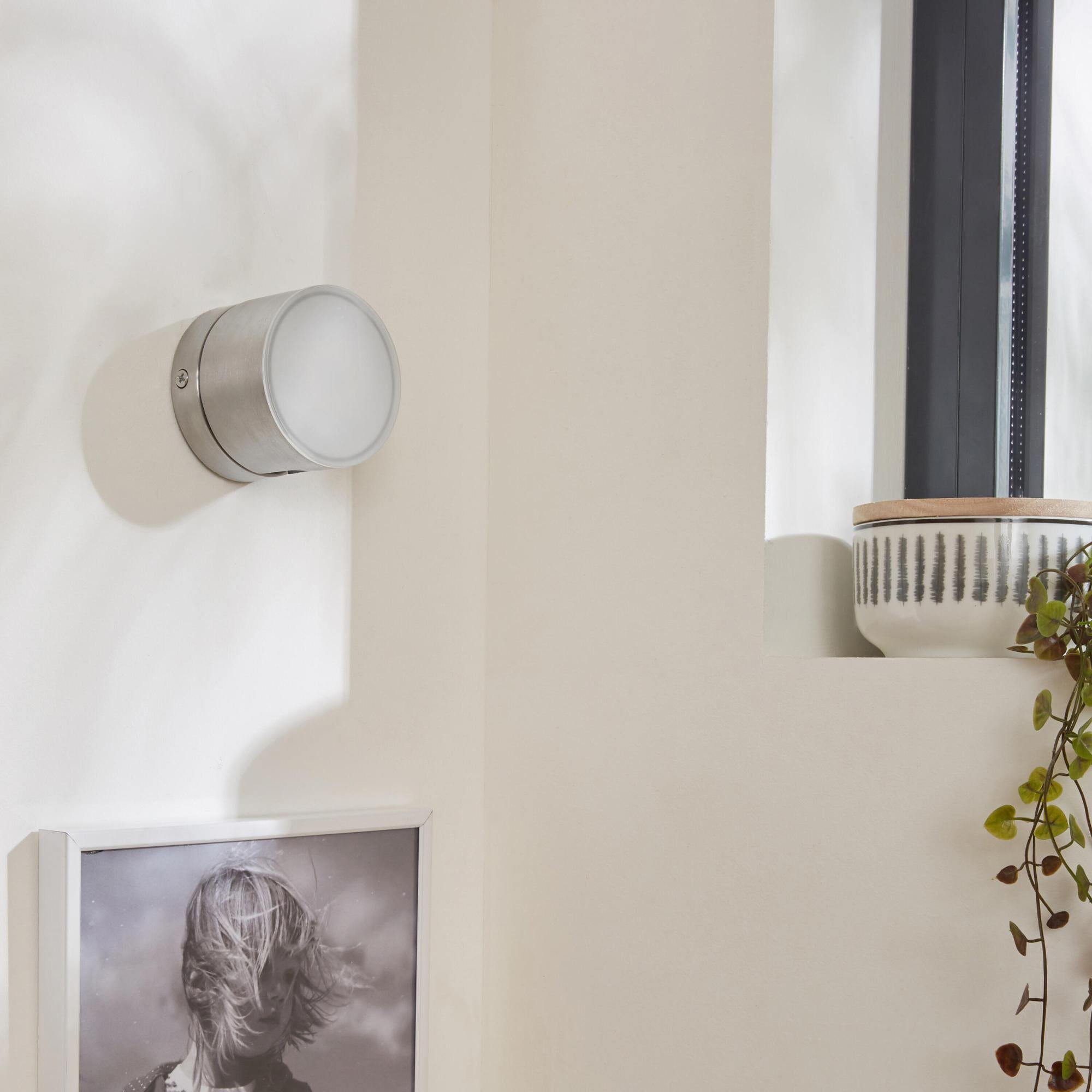 Applique design Dopan cromo, in alluminio, 7x9 cm, INSPIRE | Leroy Merlin