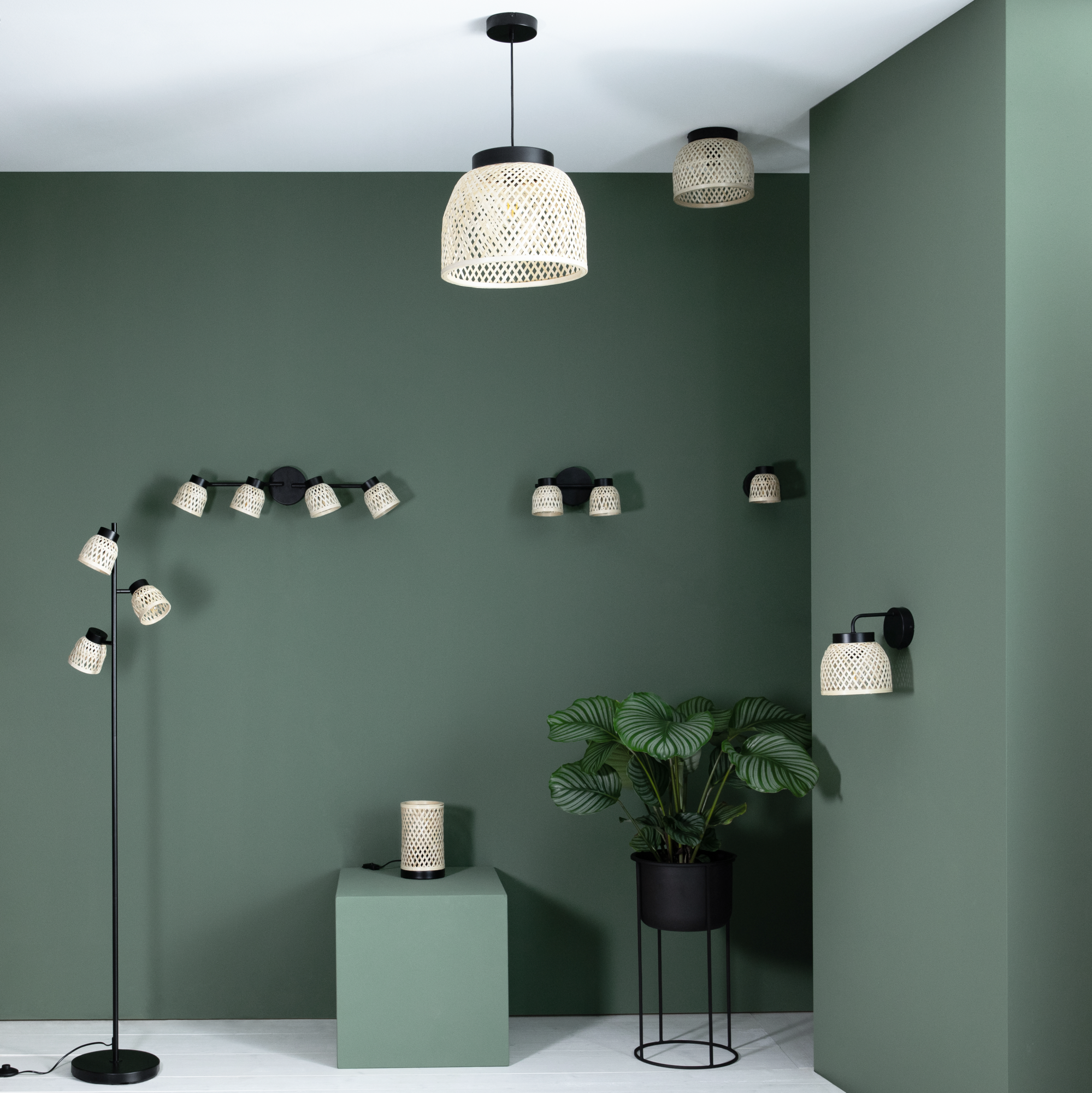 Faretto Ninon nero in metallo E14 INSPIRE | Leroy Merlin