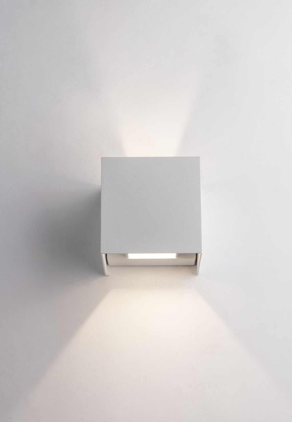 Applique Alfa LED in alluminio, bianco, 20W 1500LM INTEC | Leroy Merlin