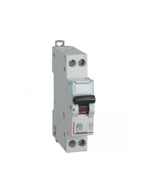 Disjoncteur 1P+N C10 BTicino FN881C10 Btdin | Leroy Merlin