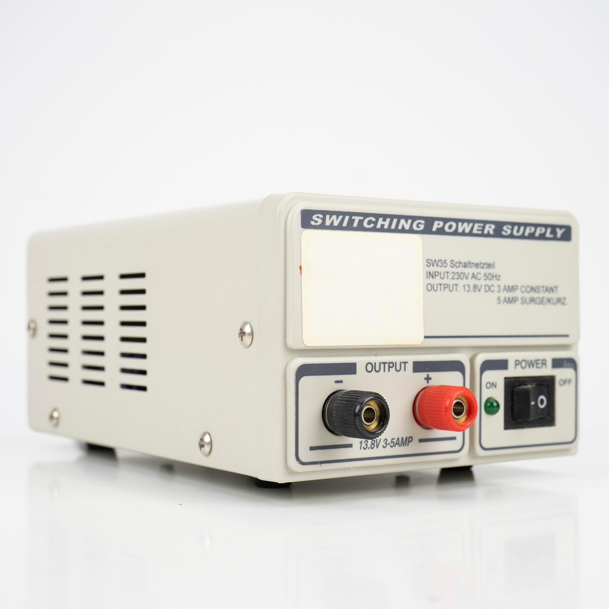 Source de tension PNI ST1921, entrée 230V AC, sortie 12V DC, 3A | Leroy ...