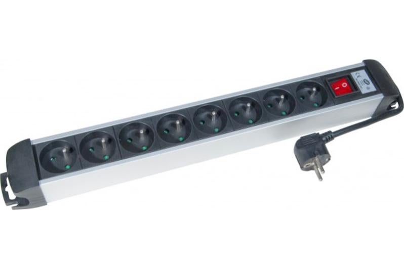 Multiprise électrique protégée 8 prises avec interrupteur | Leroy Merlin