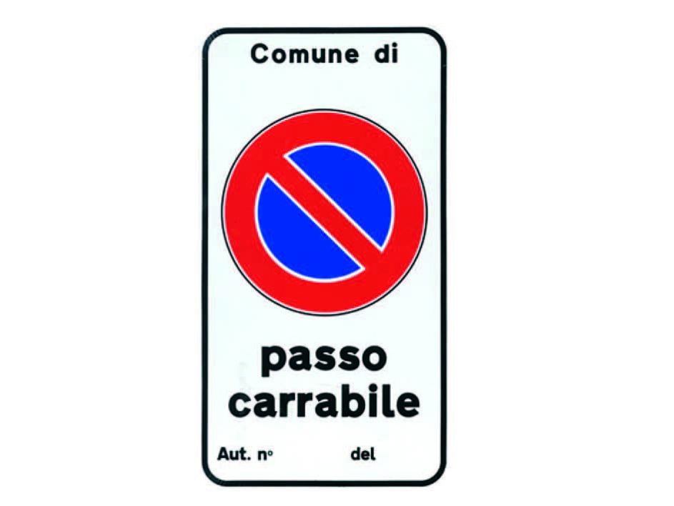 Cartello passo carrabile aut. n. - cm.25x40h. in pvc | Leroy Merlin