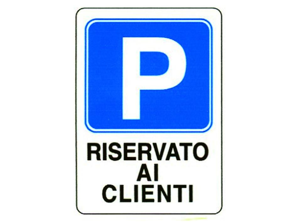 Cartello parcheggio riservato ai clienti - cm.20x30h. | Leroy Merlin
