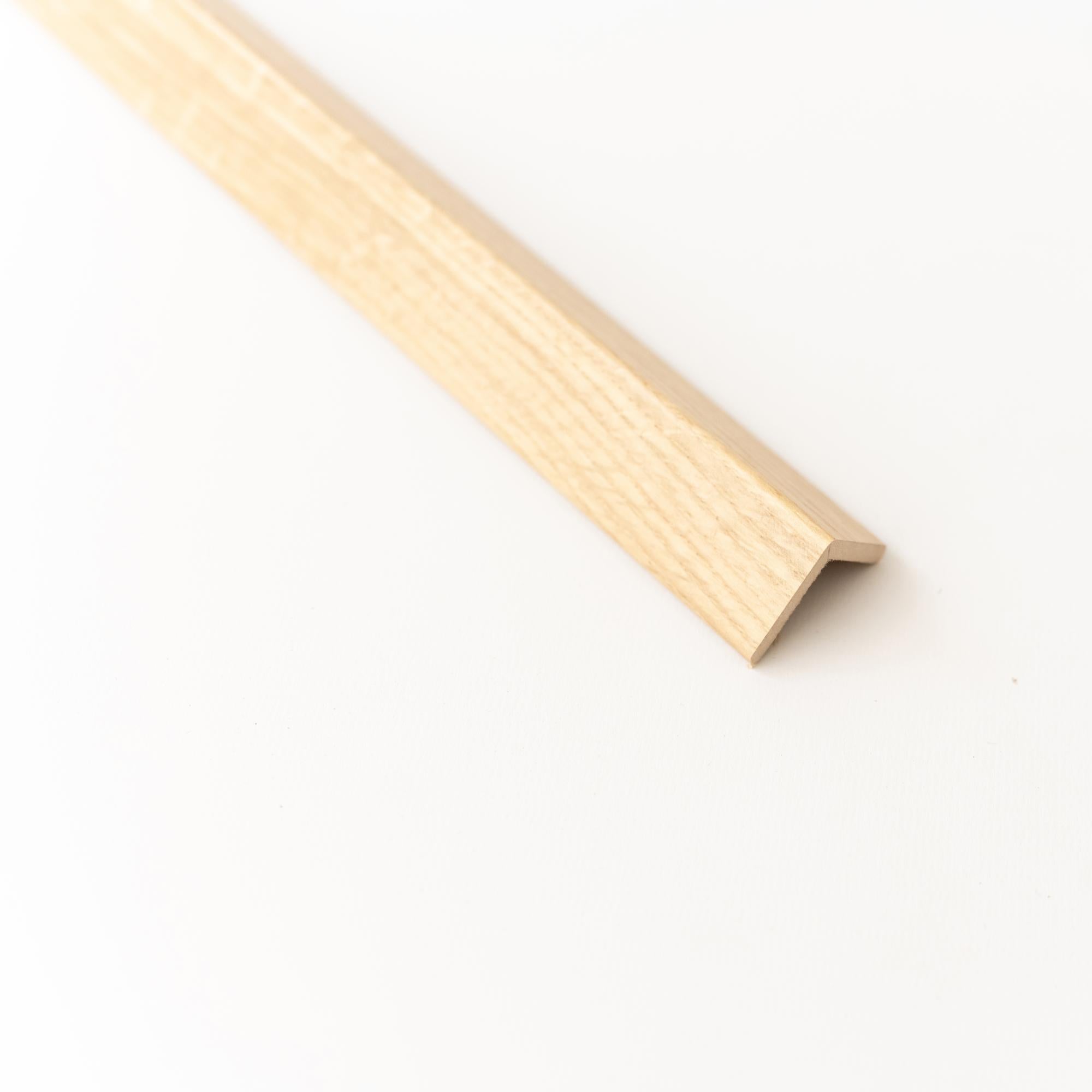 Paraspigolo in mdf rovere naturale mm.28x28x3000 | Leroy Merlin