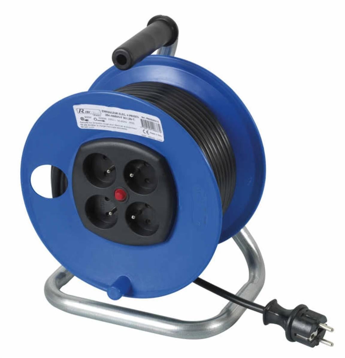 Enrouleur cable electrique 15 metres 3100W avec 4 prises 16A | Leroy Merlin