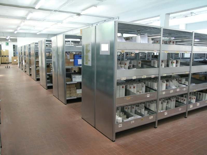 Entrepôt galvanisé SCAFFOLDING cm. 91x70x242h | Leroy Merlin