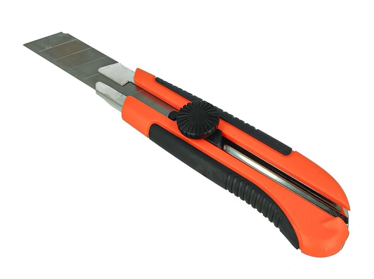 Taglierino Cutter Professionale 25mm Rotella Bloccalama e Calamita ...