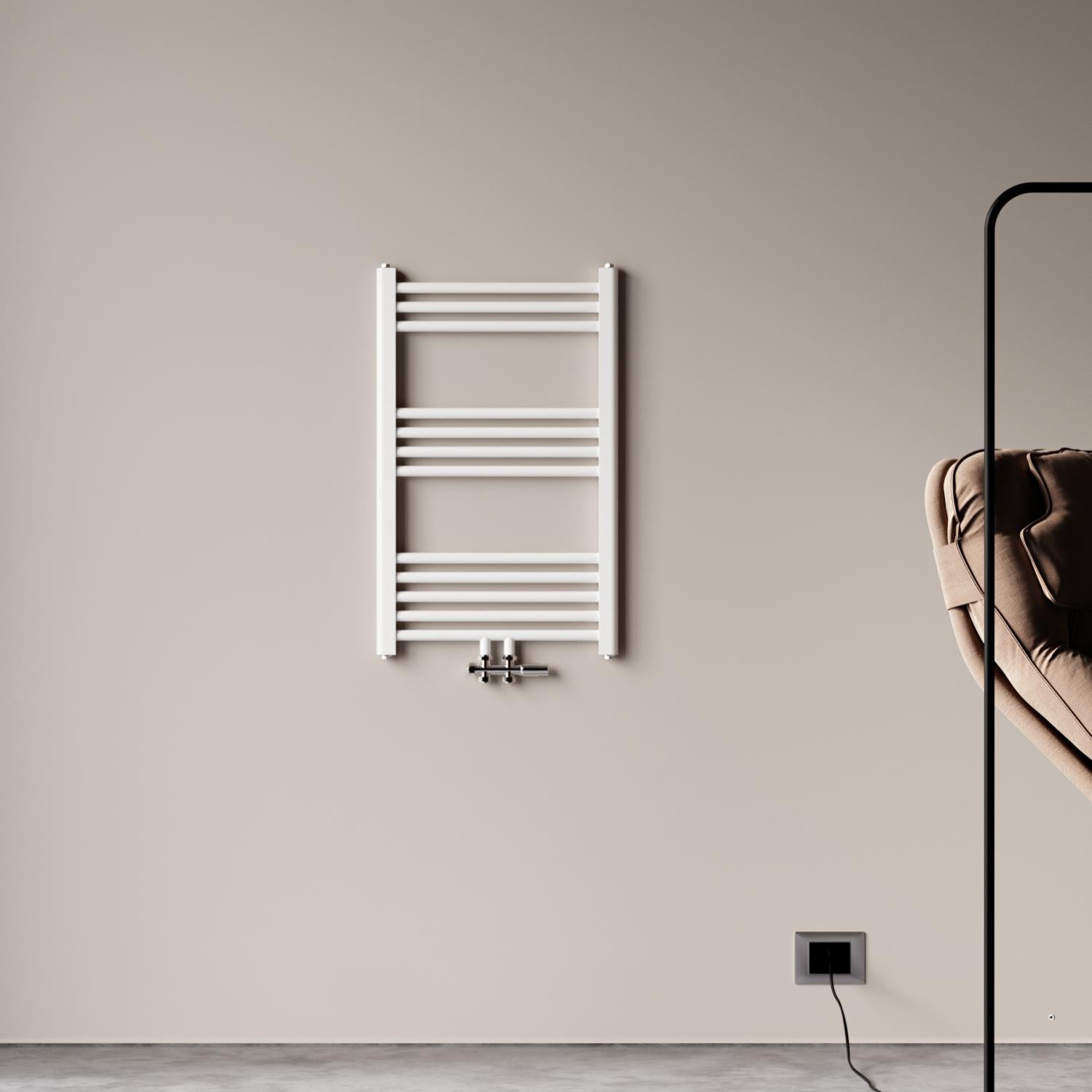 Radiateur eau chaude vertical blanc acier classique basse témperature ...