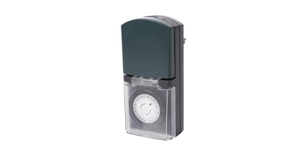 Perel OUTDOOR MECHANICAL TIMER - GERMAN PLUG | Leroy Merlin