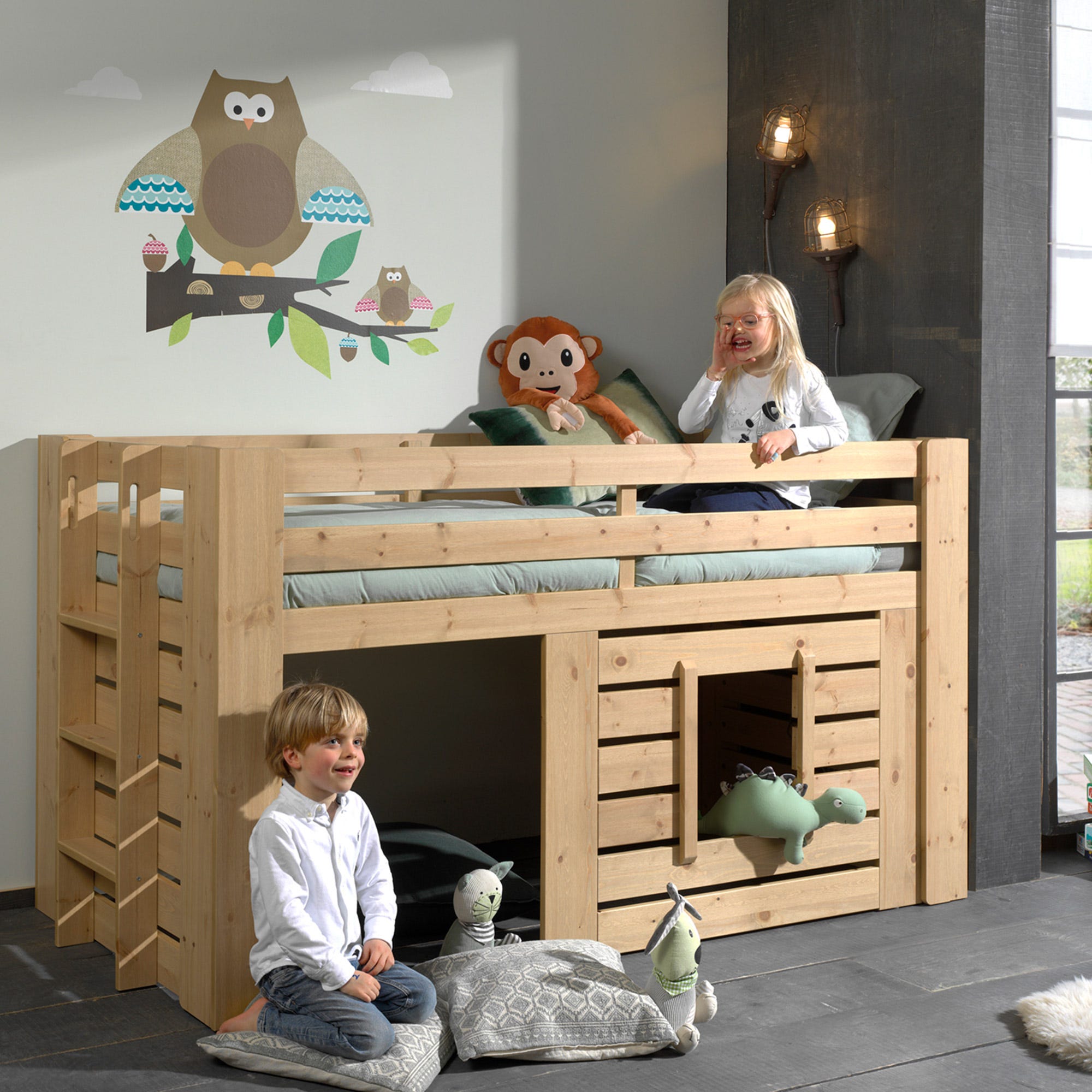 Lit cabane 90x200 cm en pin massif naturel | Leroy Merlin Lit cabane 90x200 cm en pin massif naturel | Leroy Merlin