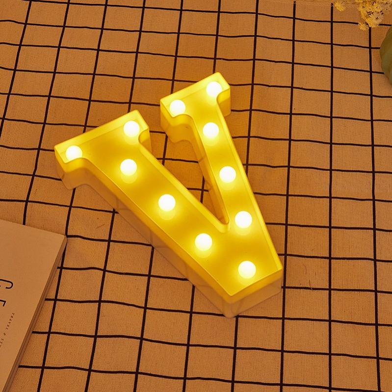 Letra LED "V" Iluminada con Luz Blanca Cálida, Altura 22cm ...