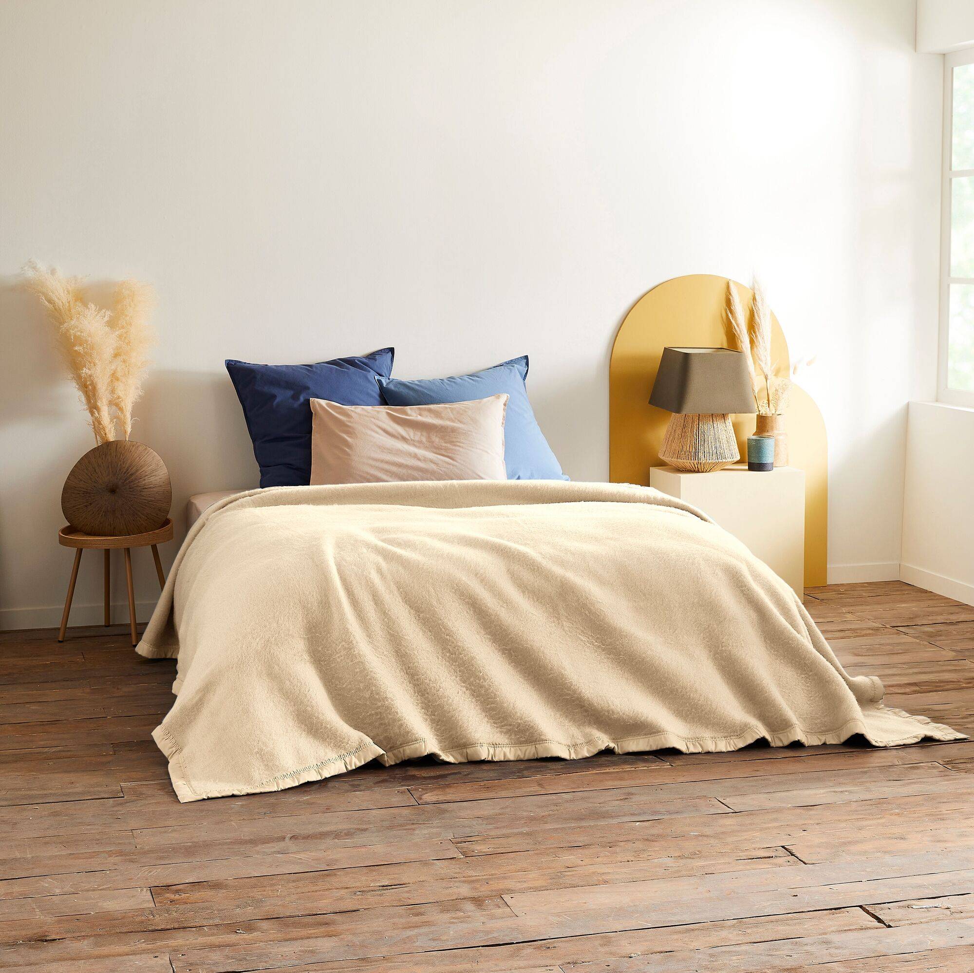 Couverture Courtelle Sarenne, TOISON D'OR-180 x 240 cm-Crème/Crème ...