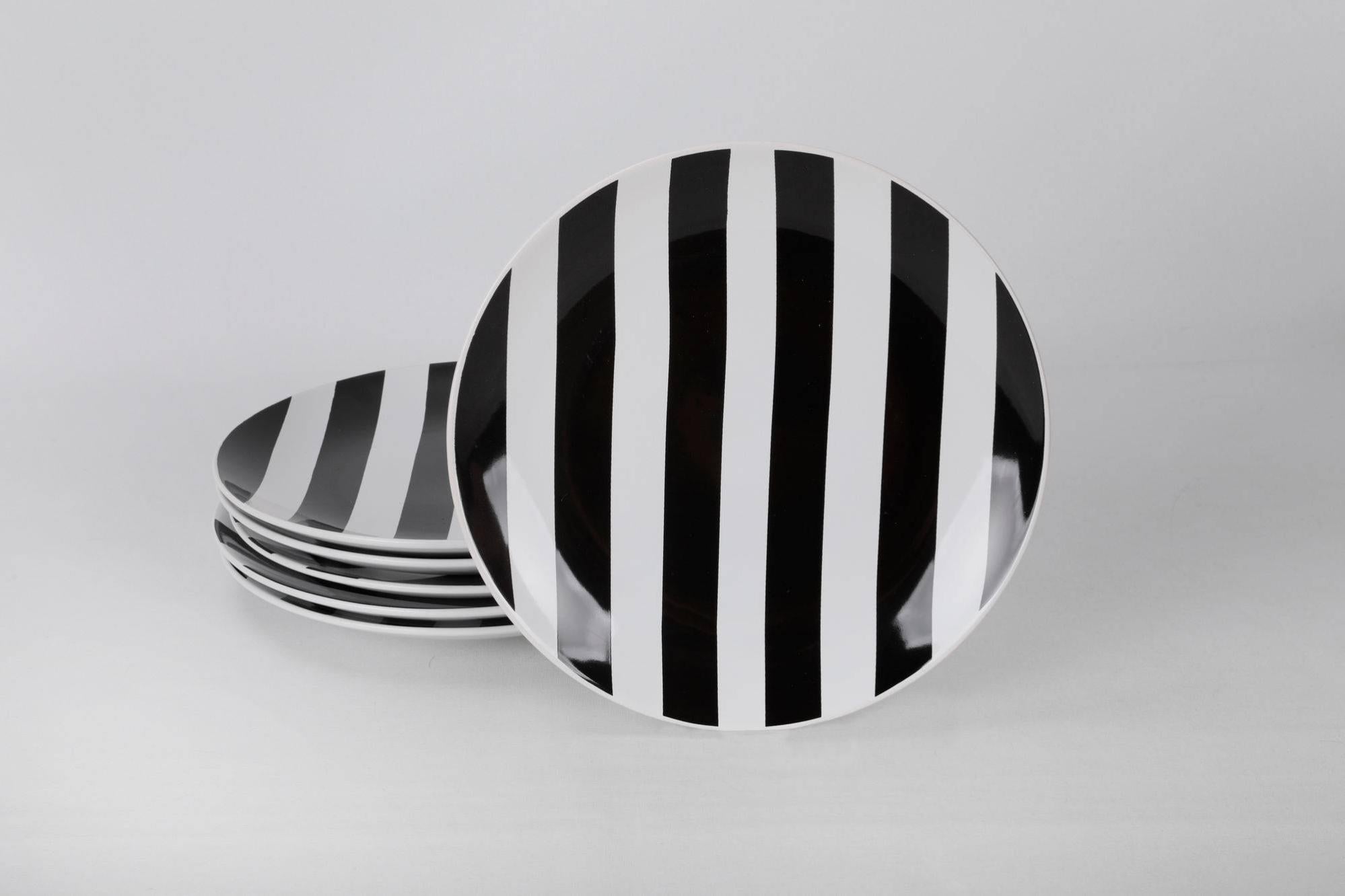 Lot de 6 assiettes Zreek D27cm Céramique Motif rayure Noir et Blanc ...