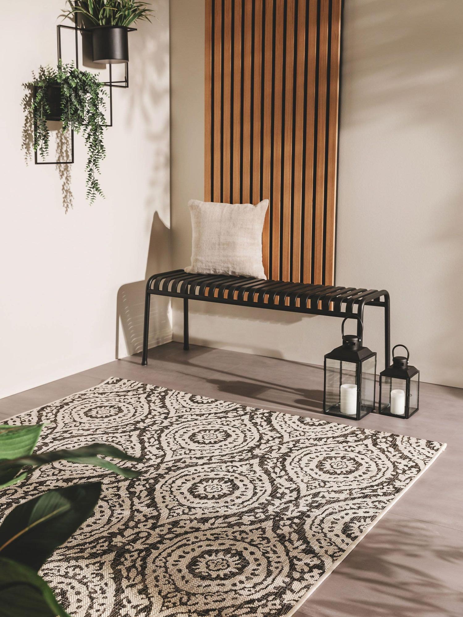 BENUTA - Tapis d'extérieur & intérieur blanc & noir 120x170 cm | Leroy ...