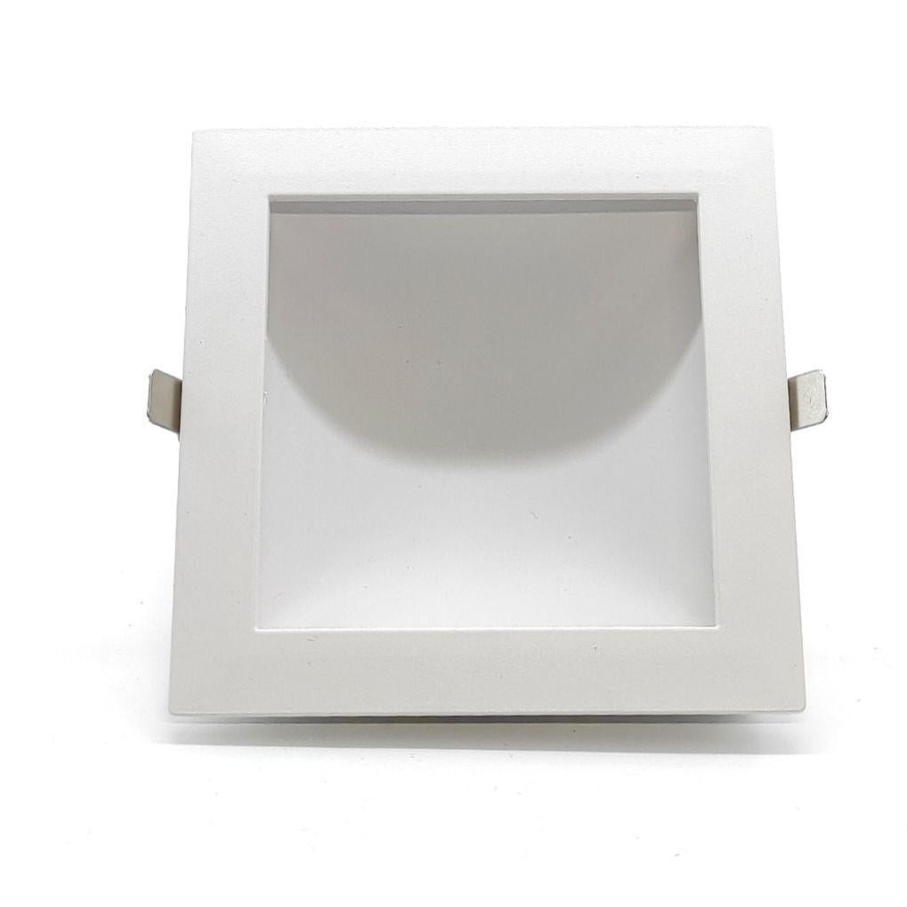 Downlight Carré Dimmable avec Led Cachée 18w 3000k et Découpe 160 x 160 ...