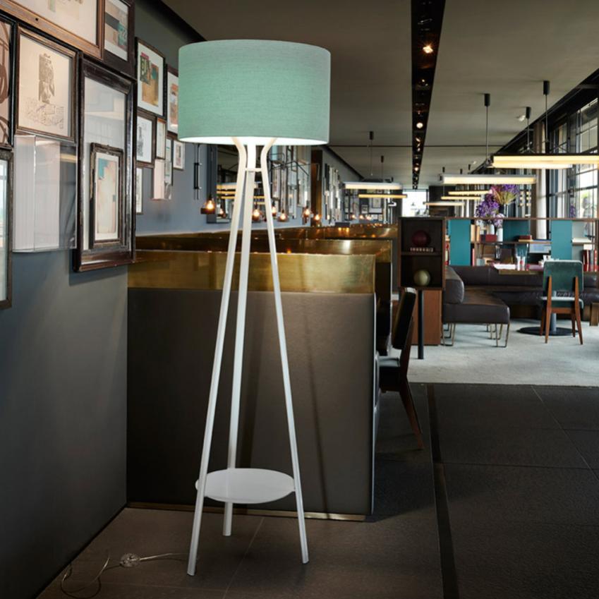 Lampadaire LED design moderne de style minimaliste Slide Allure | Leroy ...