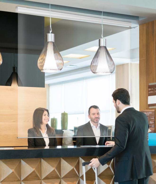 MADECOSTORE Store enrouleur transparent de distanciation protectstore ...