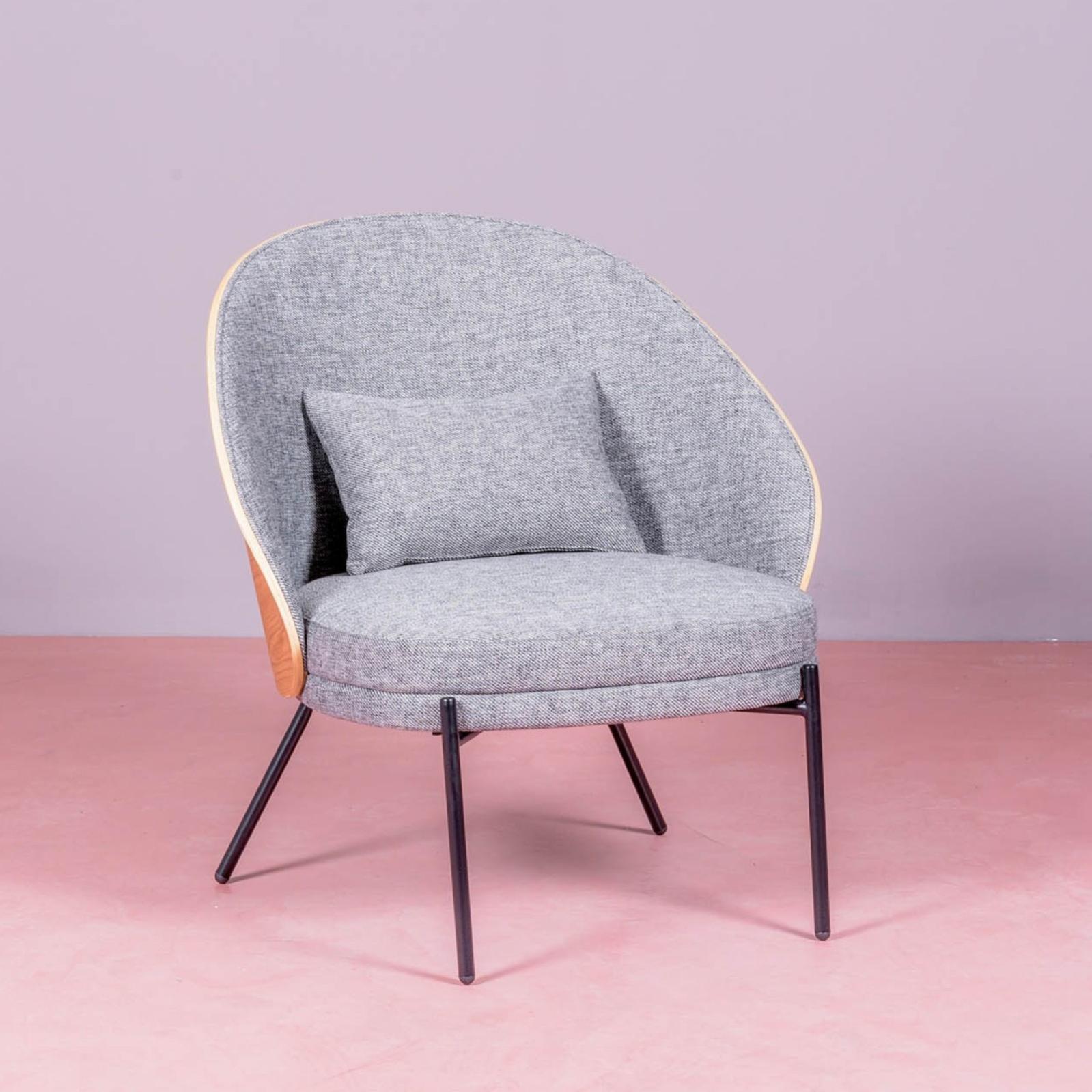 Sillón rústico con madera de fresno natural - Earth - Nest Dream - Gris ...