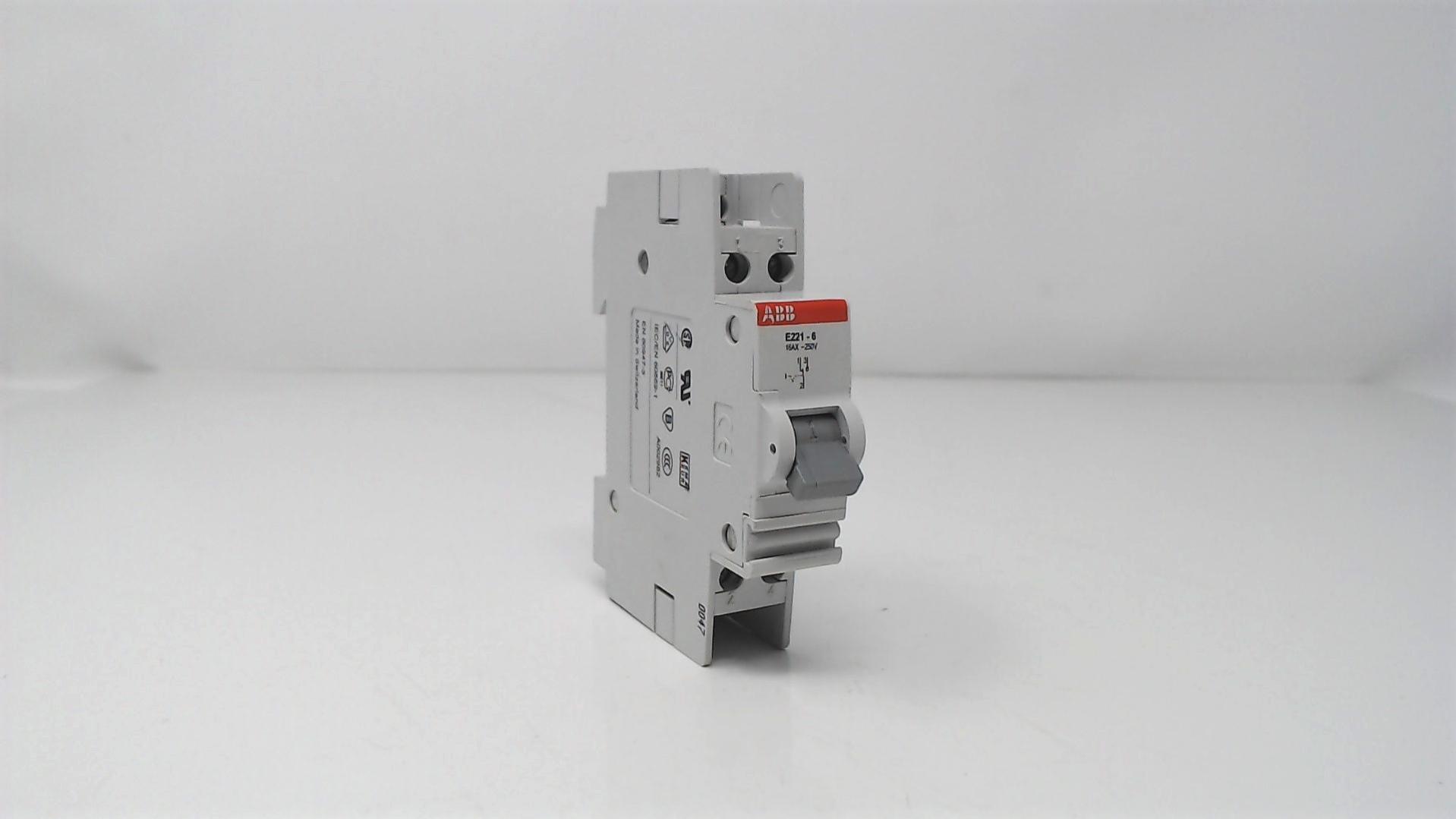 Abb e221-6 deviatore 1p 16a ef 911 1 - Nuovo | Leroy Merlin