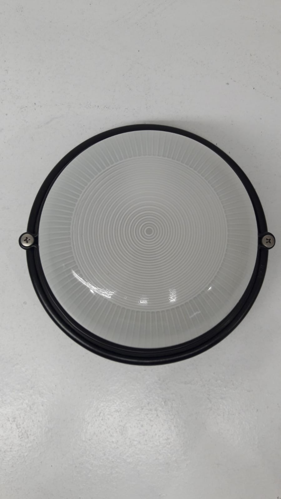 Prisma tondo 100 nera plafoniera 60e e27 ip44 005147 - Nuovo | Leroy Merlin