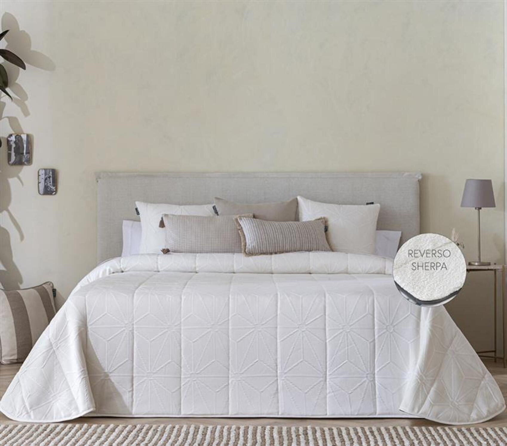 Edredon Jacquard Jucar Blanco con Reverso Sherpa para cama de 150 cm ...