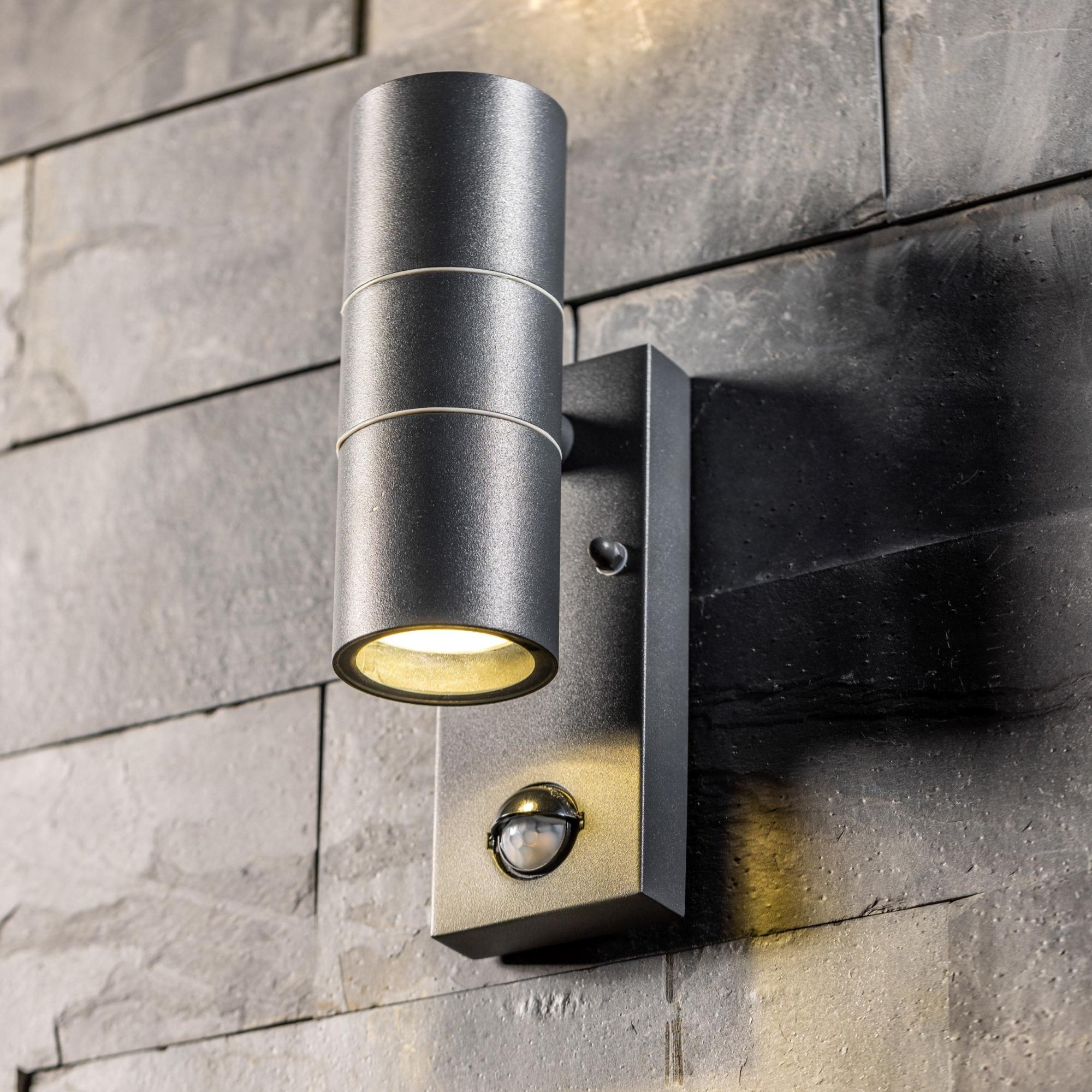 CGC Lighting Applique murale d'extérieur IP44 avec détecteur de ...