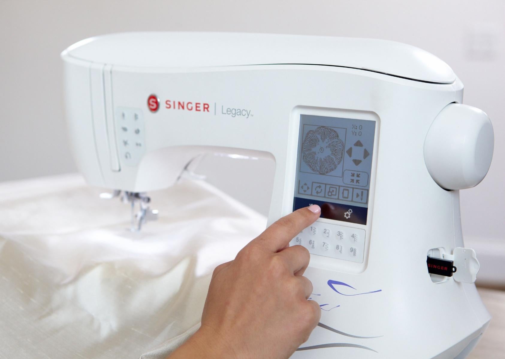 Machine à broder Singer Se 300 Legacy | Leroy Merlin