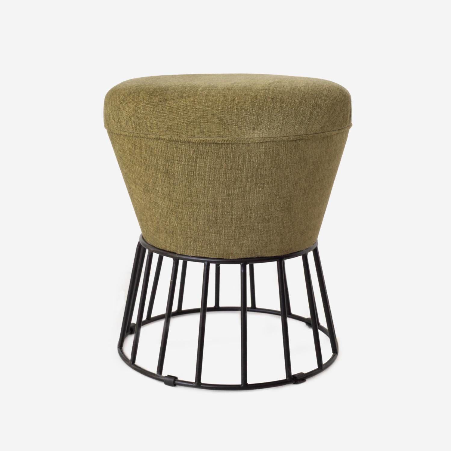 POUF VERT OLIVE AVEC BASE EN MÉTAL NOIR Ø40X45CM | Leroy Merlin