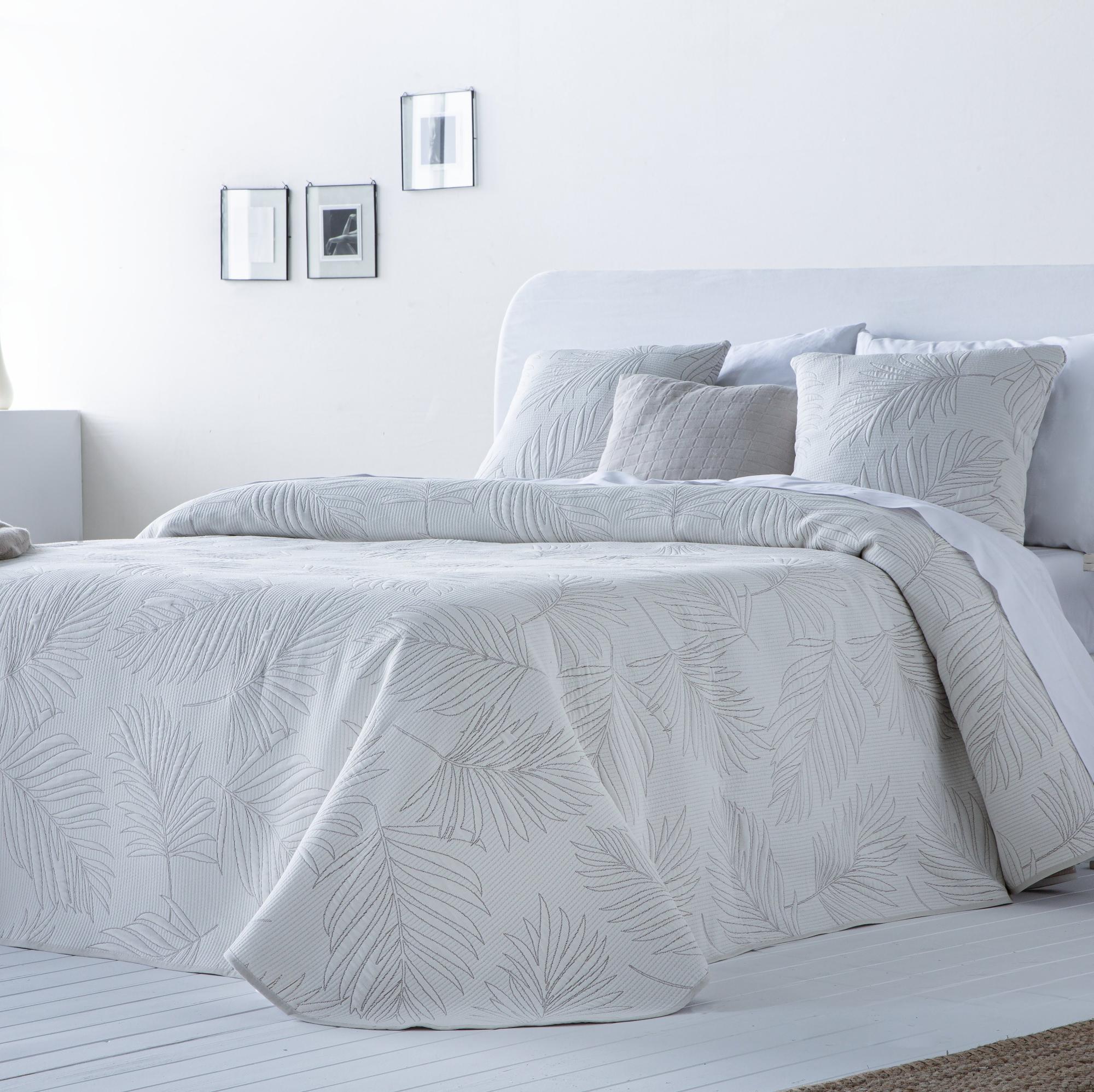 Couvre-lit réversible en jacquard de coton Georgina Gris - lit 90 cm - 180x270 cm | Leroy Merlin