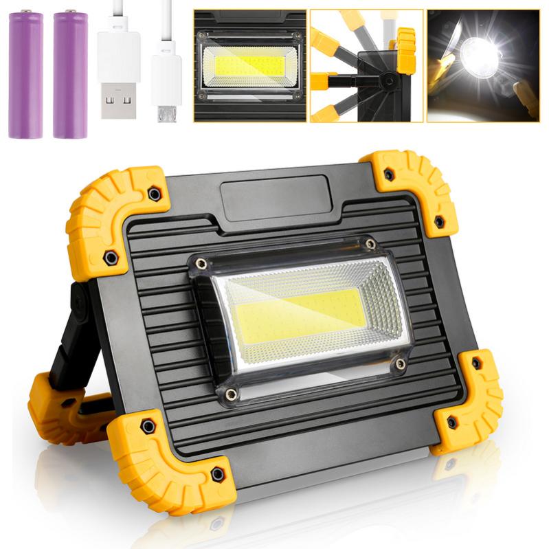 Projecteur LED Lumière extérieure Camping Batterie Projecteur de ...