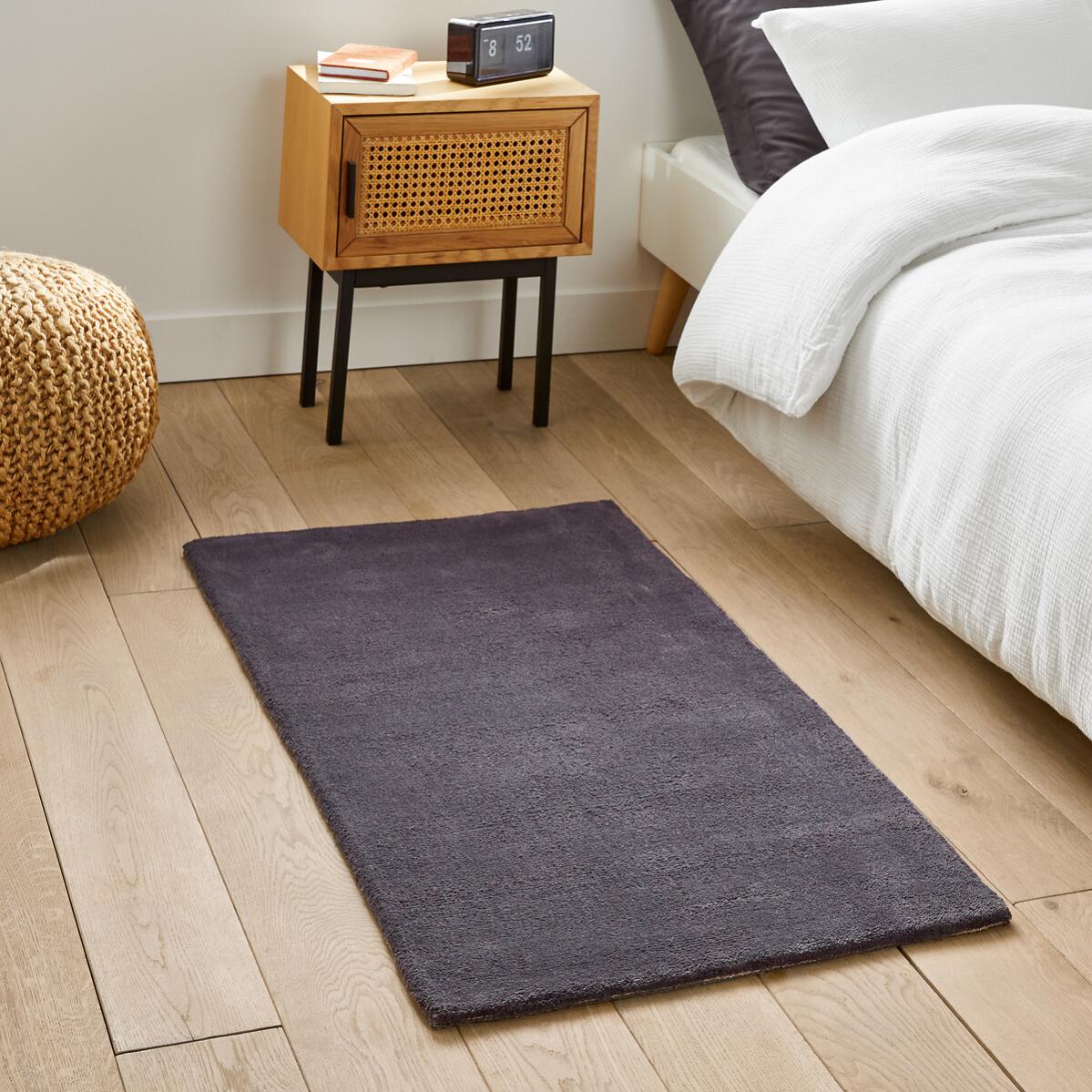 Descente de lit coton tufté Renzo - Carbone - 60 x 110 cm | Leroy Merlin