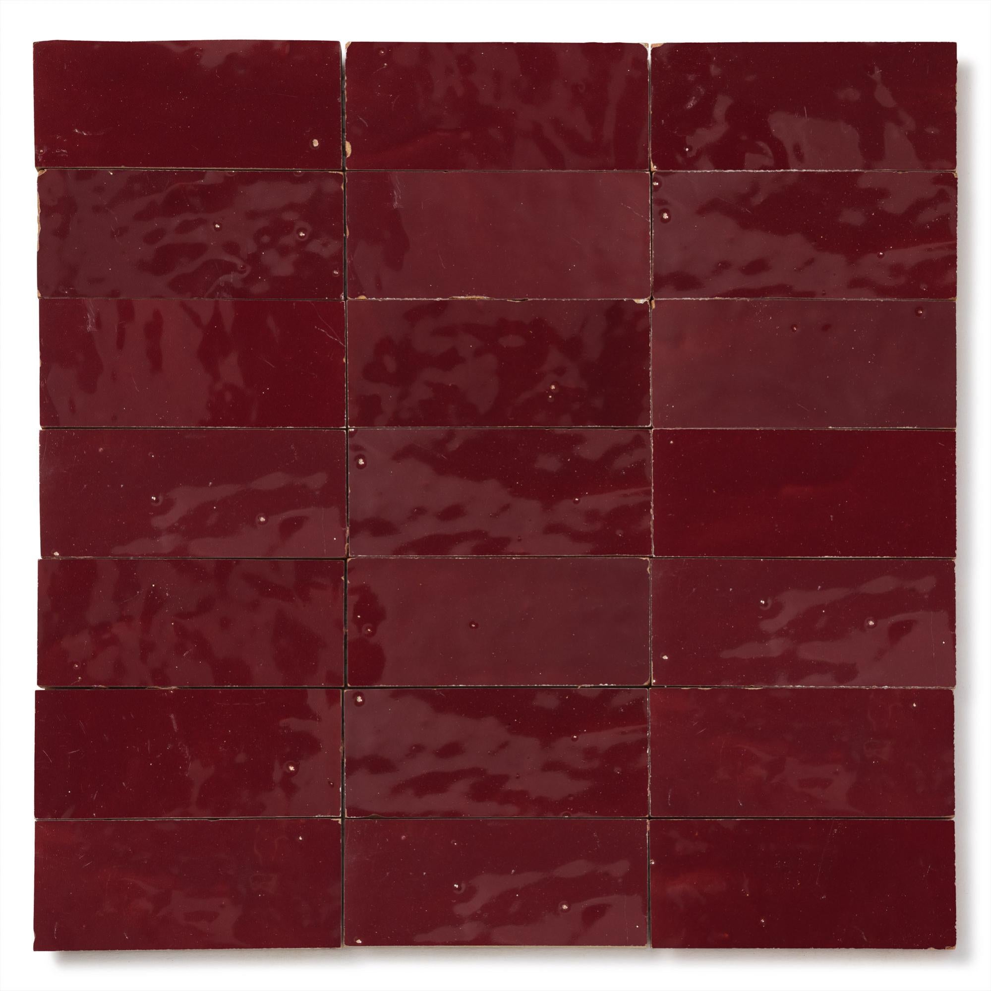 Zellige Marocain Artisanal Véritable - Rouge Lie de vin 4,2x10 cm - Carrelage mur - RO'MA Nature ...