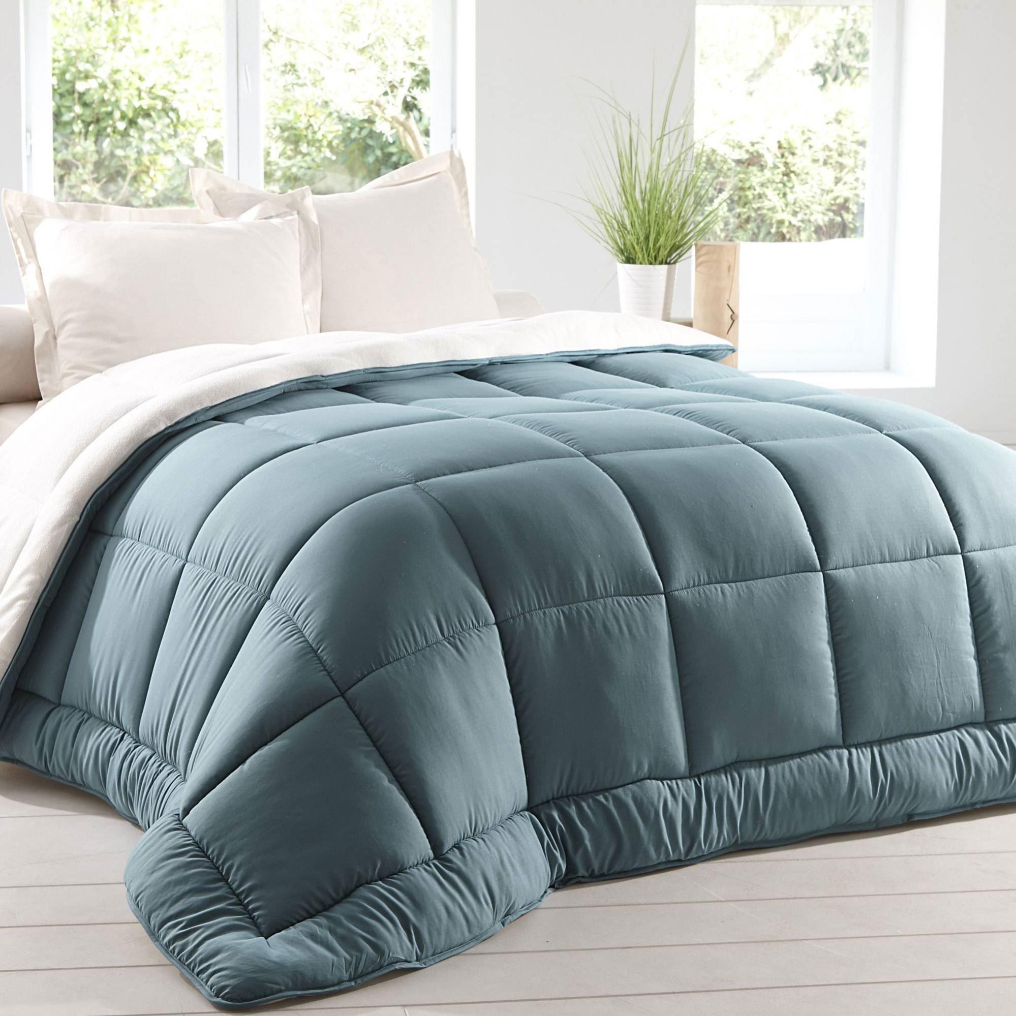 Couette très chaude MICROFIBRE/POLAIRE 240x220 bleu orage en polyester ...